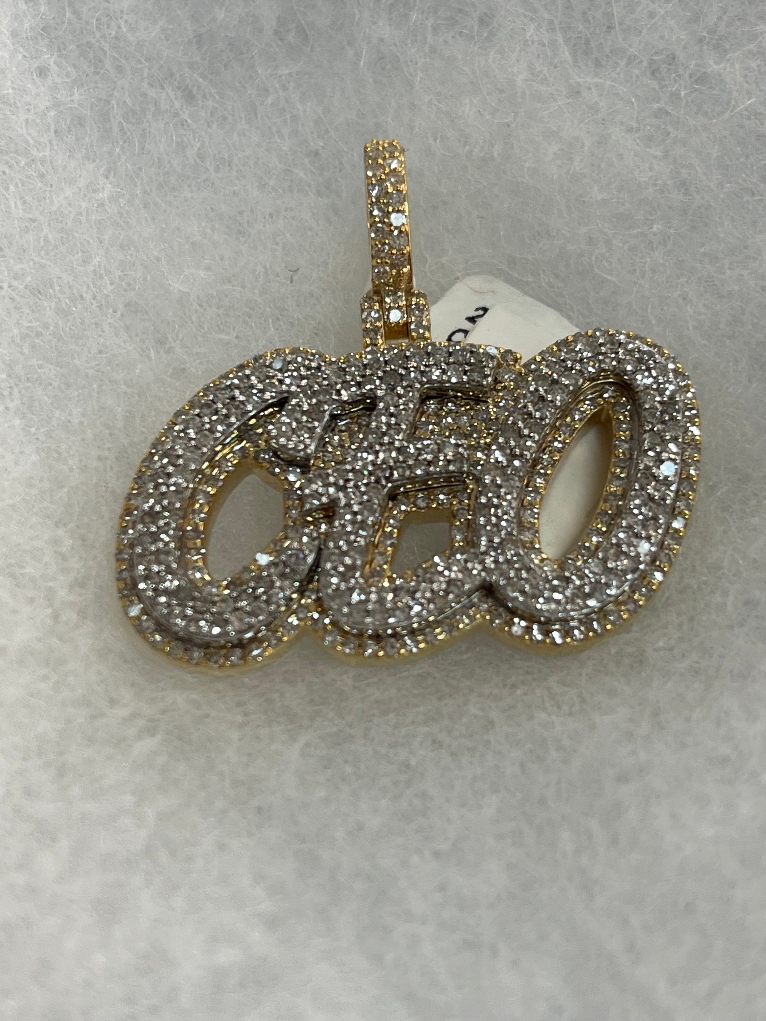 10K GOLD DIAMOND CEO PENDANT – Gold n Threadz